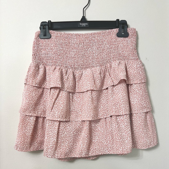 Mod On Trend | Skirts | Mod On Trend Pink Trendy Mini Skirt | Poshmark
